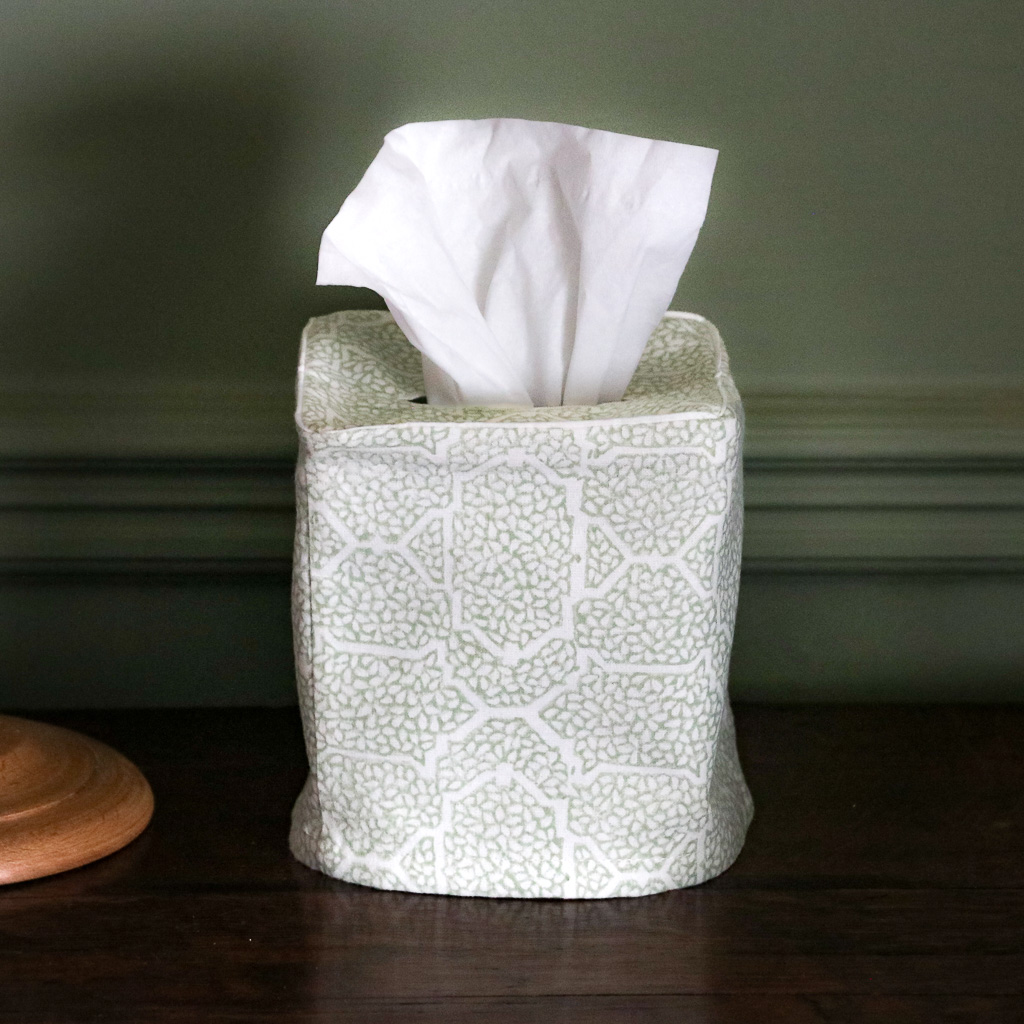 Gauntess Tissue Box Cover in Sage - Shenouk